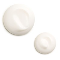 CLARINS Bright Plus Emulsion hydratante anti-taches | Parfümerie Rook